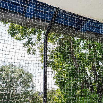 Barre télescopique courbée TIAKI pour filet de protection | zooplus.ch